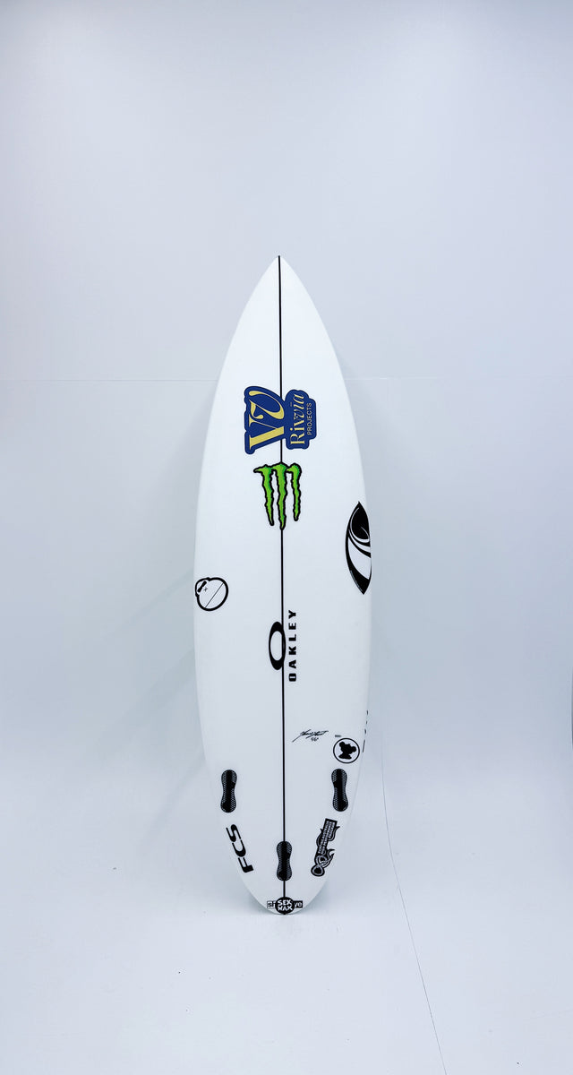 EX TEAM (HT2 YTH SHARPEYE) - 5'6 x 17 1/8 x 2 3/16 - 21L - #0001 - Cad ...